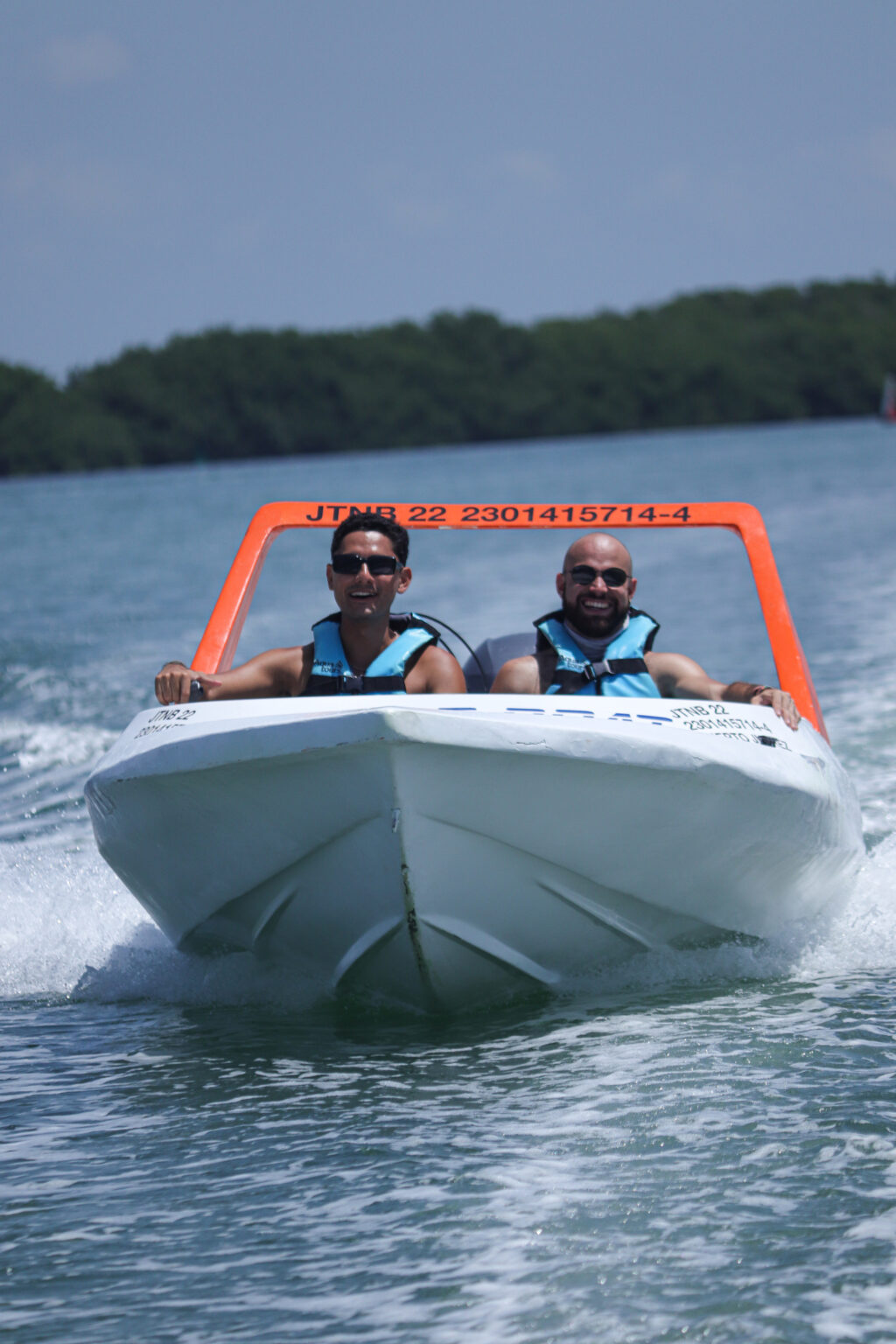 ¡Increíbles Actividades Acuáticas en Cancún! | Aquatours